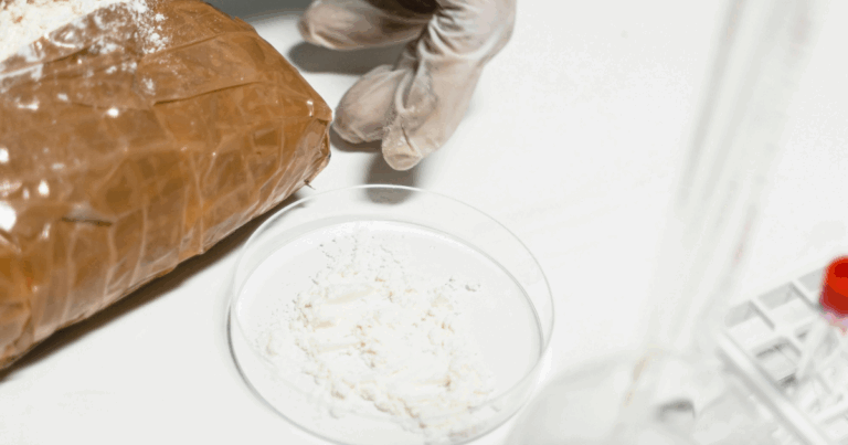 Crack vs Cocaine: Key Differences, Effects & Risks